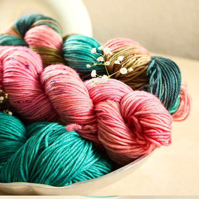 Bella Yarn - Solid and Variegated colours – N. Jefferson Ltd.