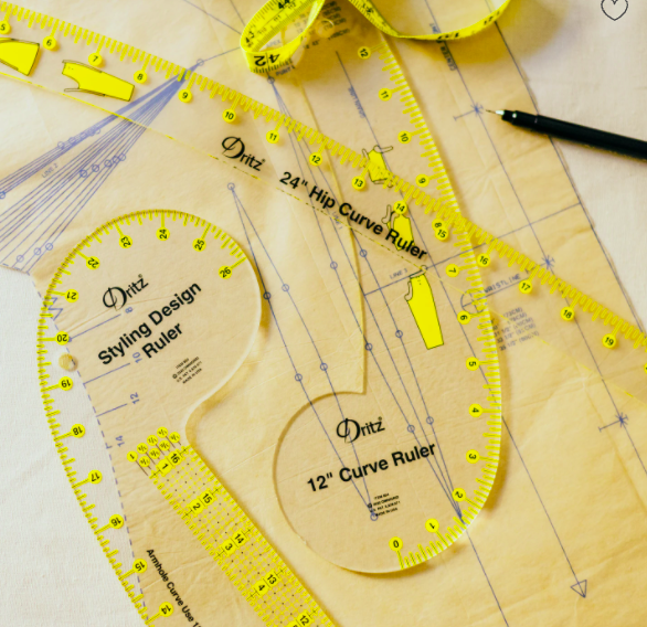 Dritz 3-in-1 Styling Design Curve Ruler – N. Jefferson Ltd.